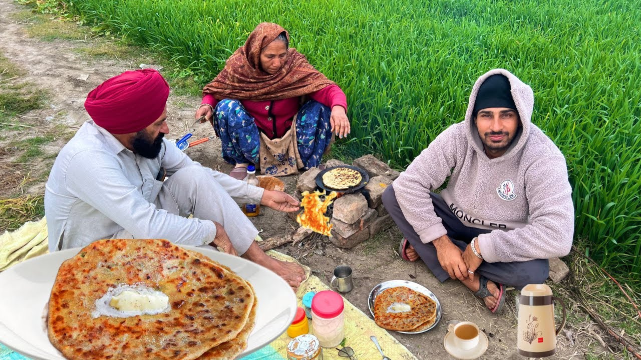 Mooli paratha with tea ☕️😋 | ਮੋਟਰ ਤੇ ਬਣਾਏ ਮੂਲੀ ਦੇ ਪਰੌਠੇ ਤੇ ਚਾਹ 🥰🥀 ...