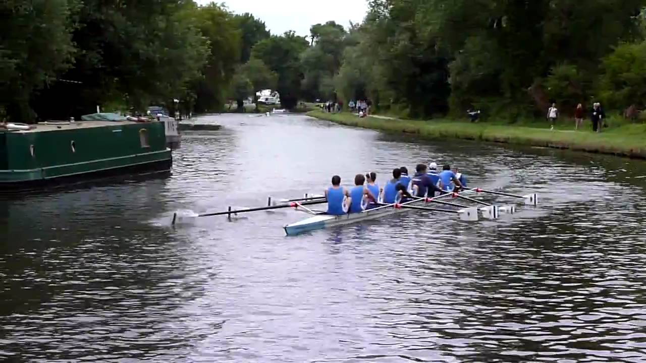 Homerton M2 May Bumps 2010 - Rowing to the start - YouTube