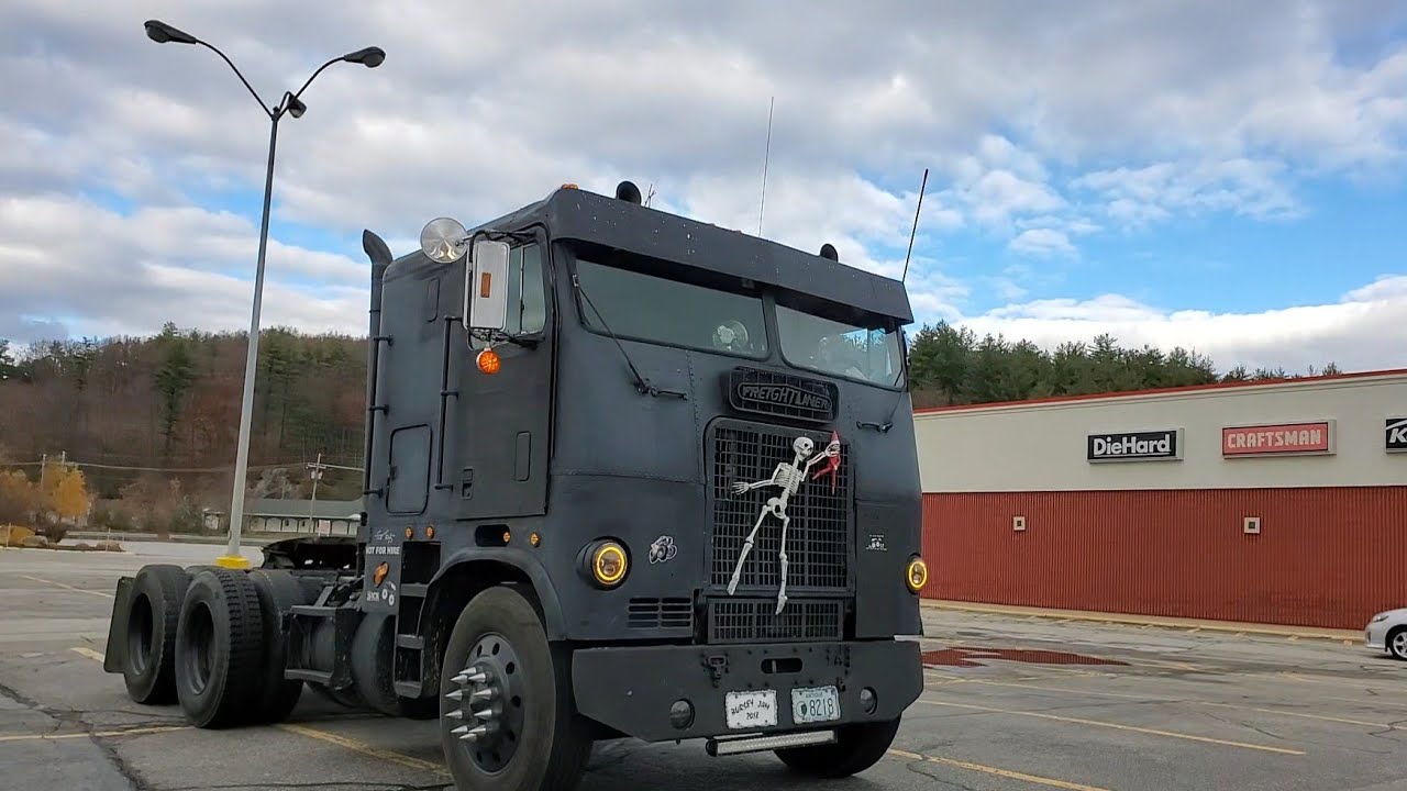 1970s Freightliner COE (cab over engine) Tractor Trailer Truck Rat Rod ...