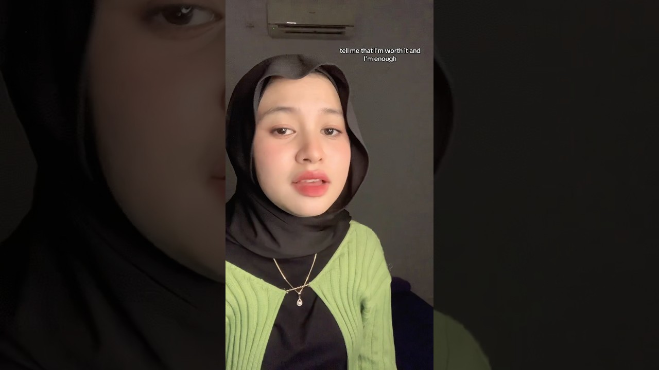 Number one girl cover | by thania sofyan - YouTube