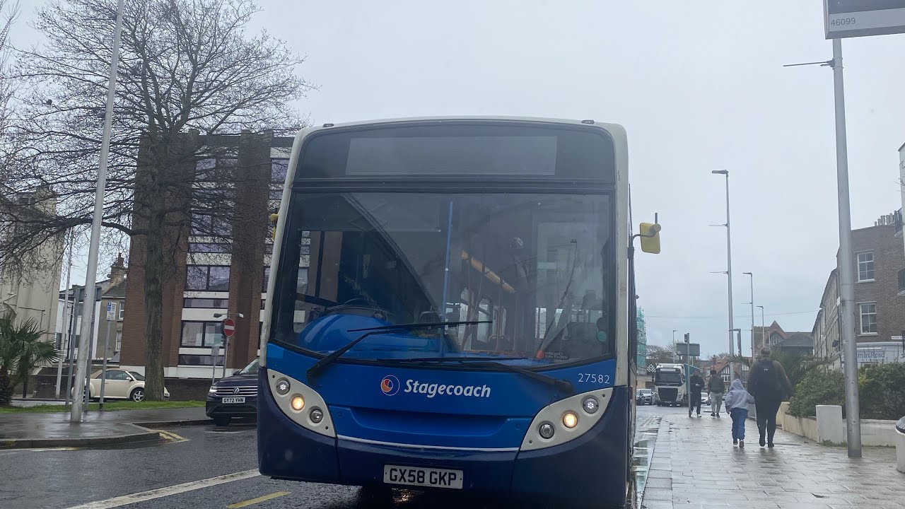 *RARE + ATTEMPTED KICKDOWN?* Route 99: Stagecoach South East ADL Enviro ...