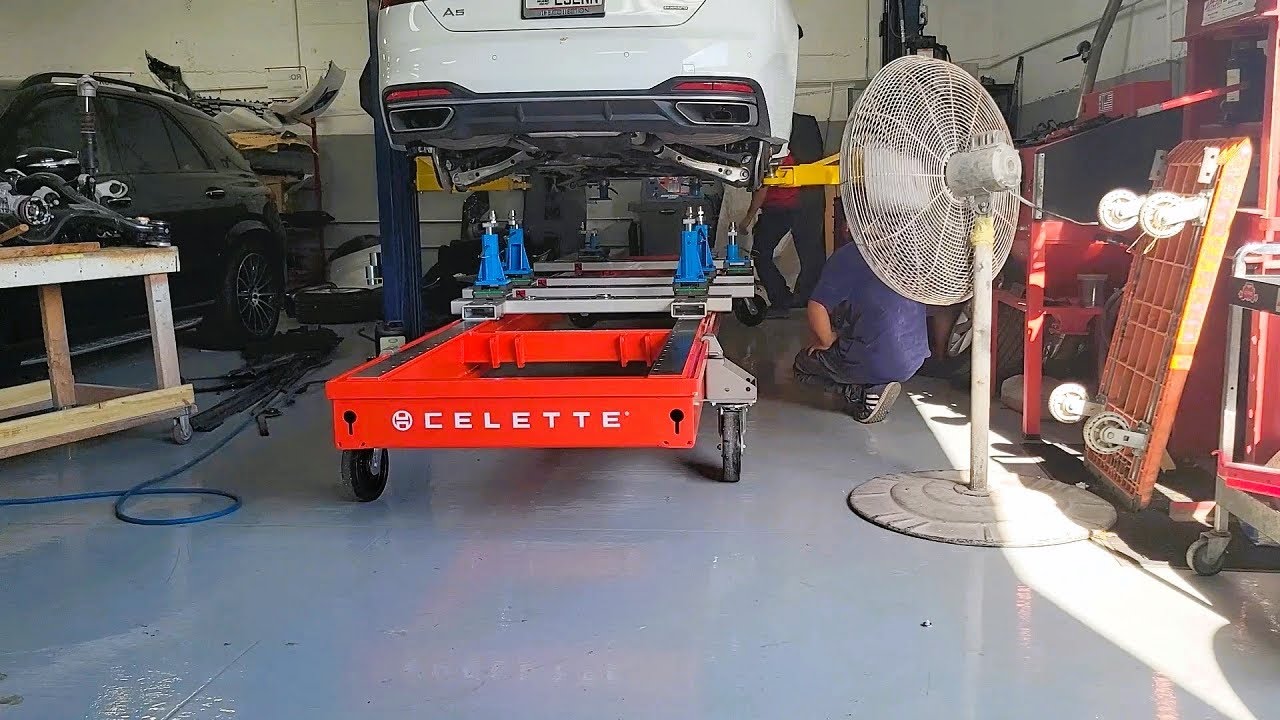 Audi A5 on Celette bench with Universal Fixture System Cameleon set up ...