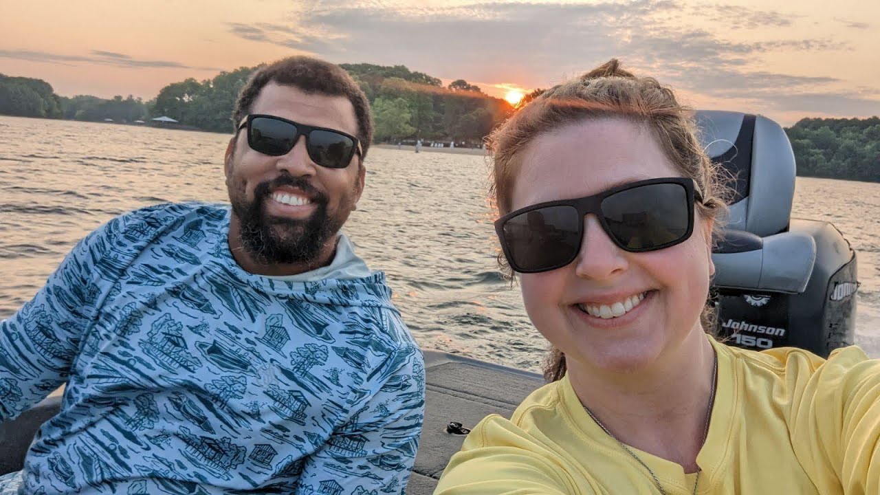 Fishing lake Norman with the wife - YouTube