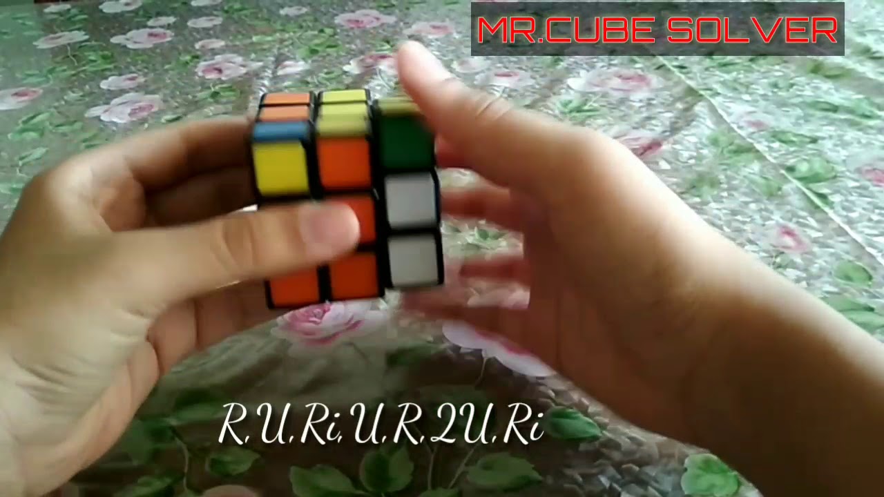 Expert's method of solving the Rubik's cube 3x3. - YouTube