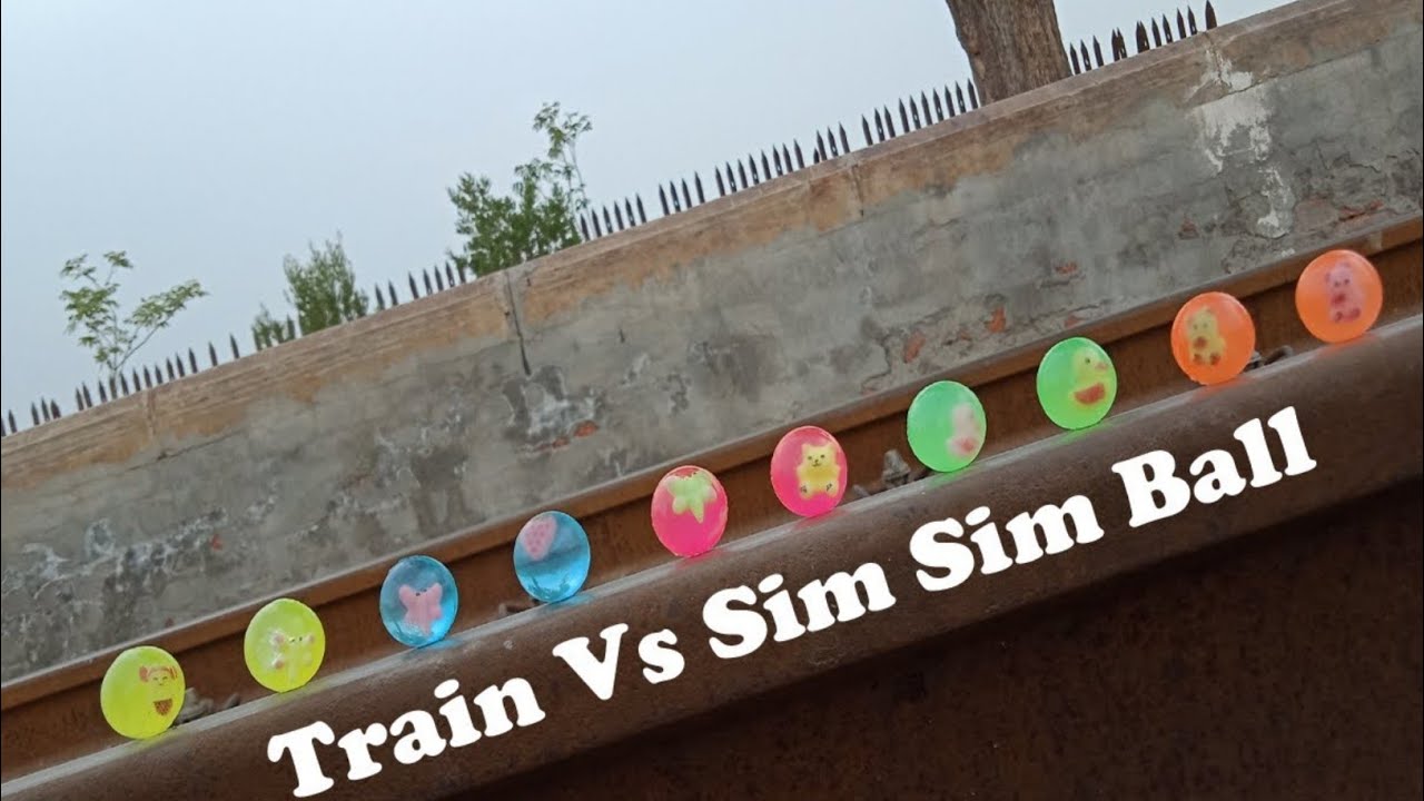 Experiment Train Vs Sim Sim Ball - YouTube