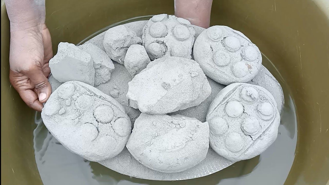 ASMR very soft sand black powder silky smooth paste play dipping ...