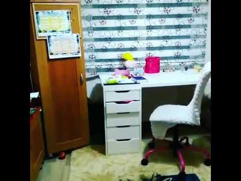 Eda'nın Rus öğretmen taklidi