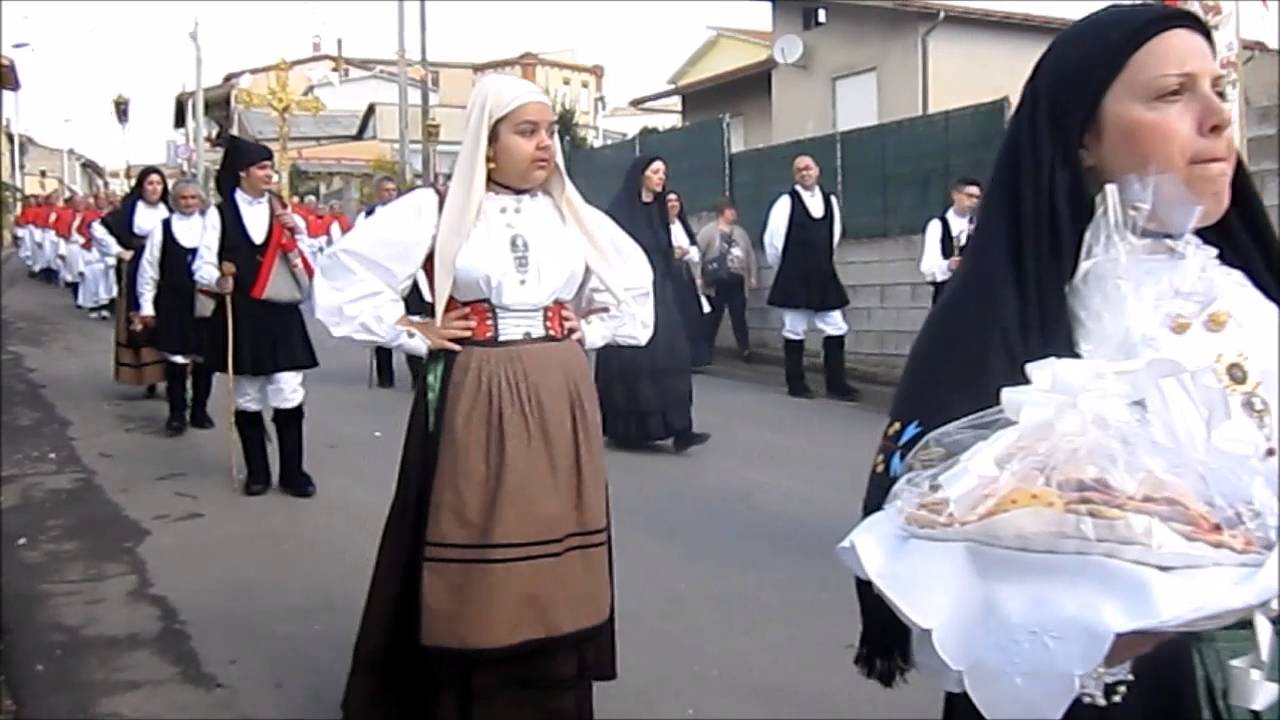 processione di SANT'ANTIOCO (MOGORO 10/04/2016) - YouTube