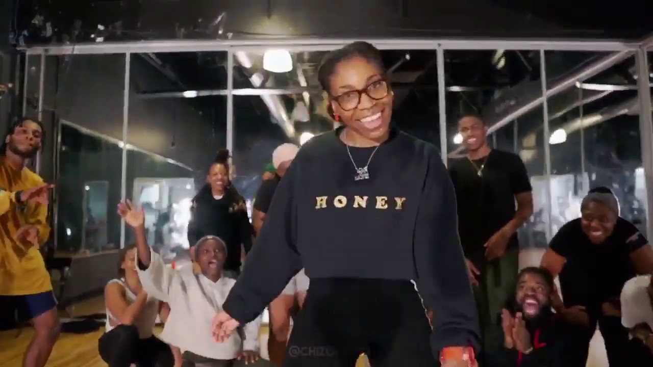 Sensima - SkiiBii ft Reekado Banks | ChizOhFro Afrobeat Class - YouTube