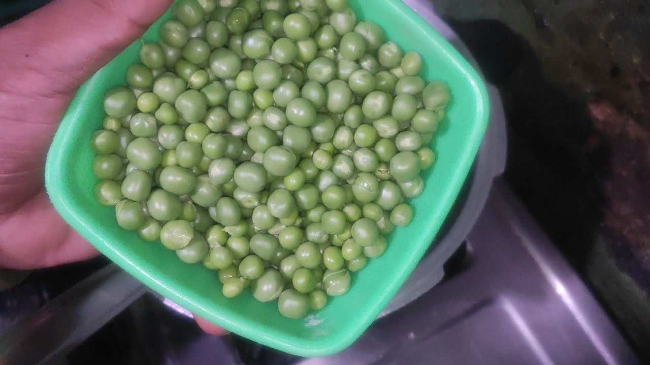 ಹಸಿ ಬಟಾಣಿ ಬಾತ್ 😋 👌| Batani Bath Recipe Kannada | Batchelors Recipe ...