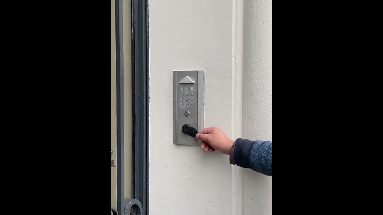 NORALSY digicode et centrale Vigik. - YouTube