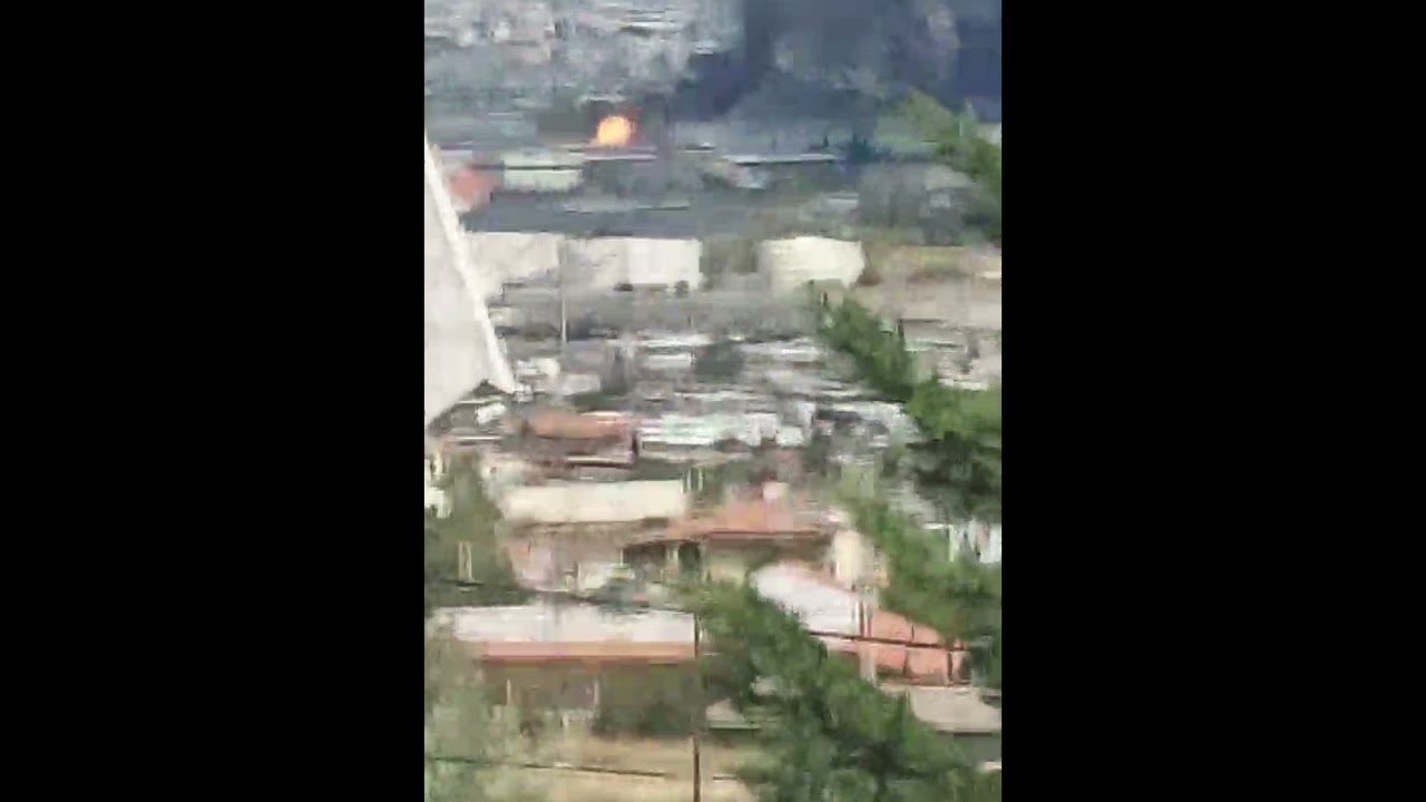 ΦΩΤΙΑ ΣΤΟΝ ΑΣΠΡΟΠΥΡΓΟ - YouTube