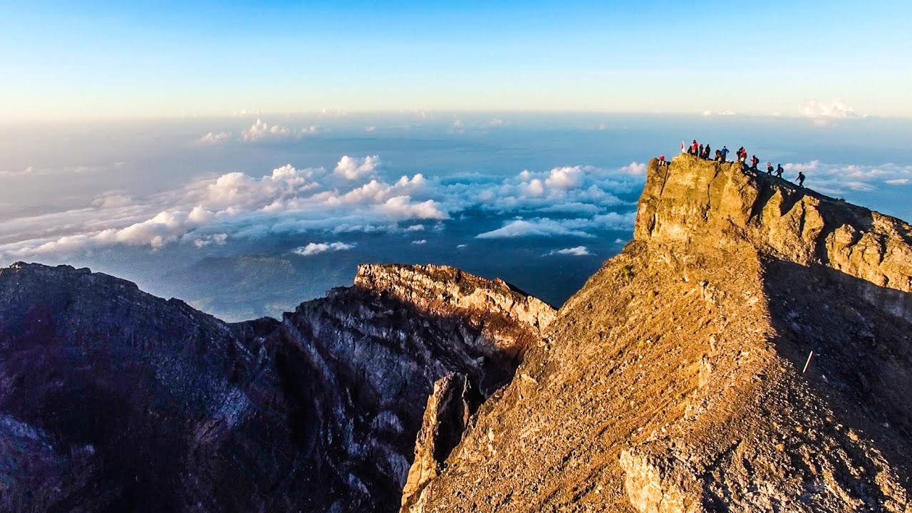 Hiking 20km to Mount Agung VOLCANO in Bali Indonesia - YouTube