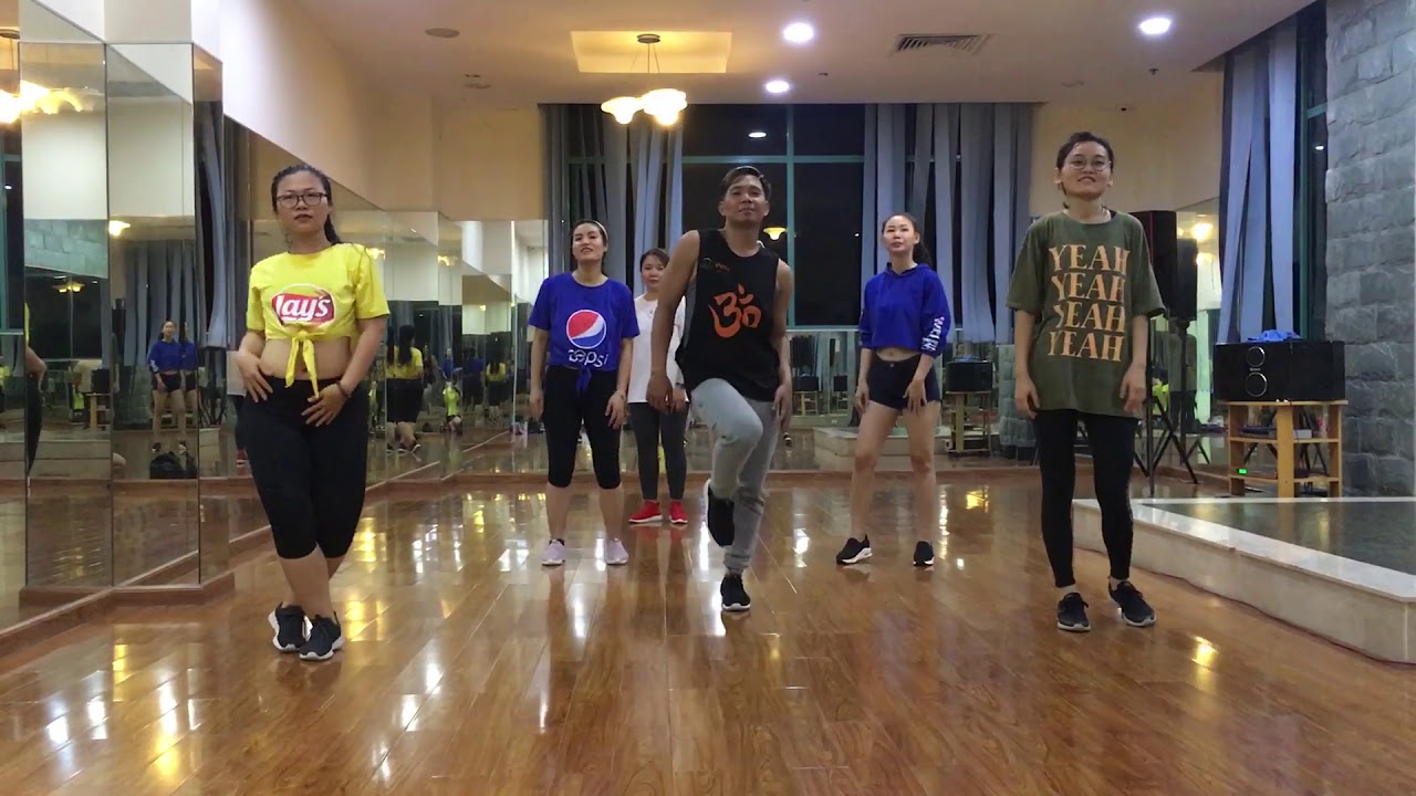 Mad love- dance practice 24/09/2018 - YouTube