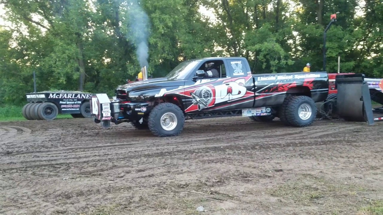 Lincoln Diesel Specialties at River Rumble 2017 - YouTube