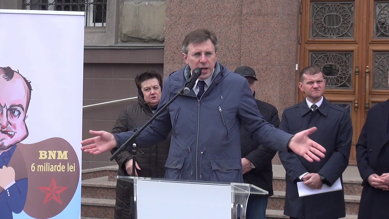 Conferință de presă, raspuns la intrebari - YouTube