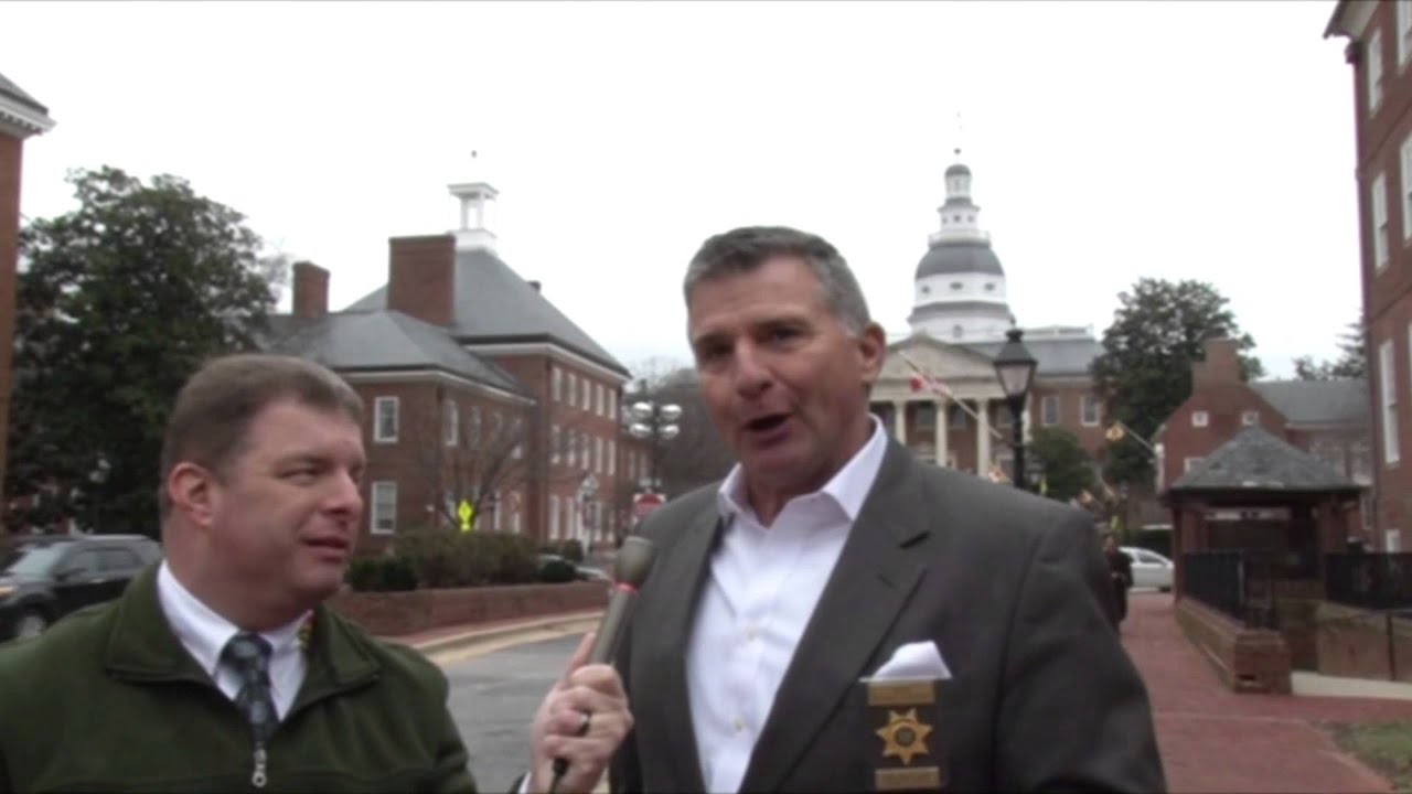 Week In Review Episode 1005 - Sheriff Ron Bateman - YouTube