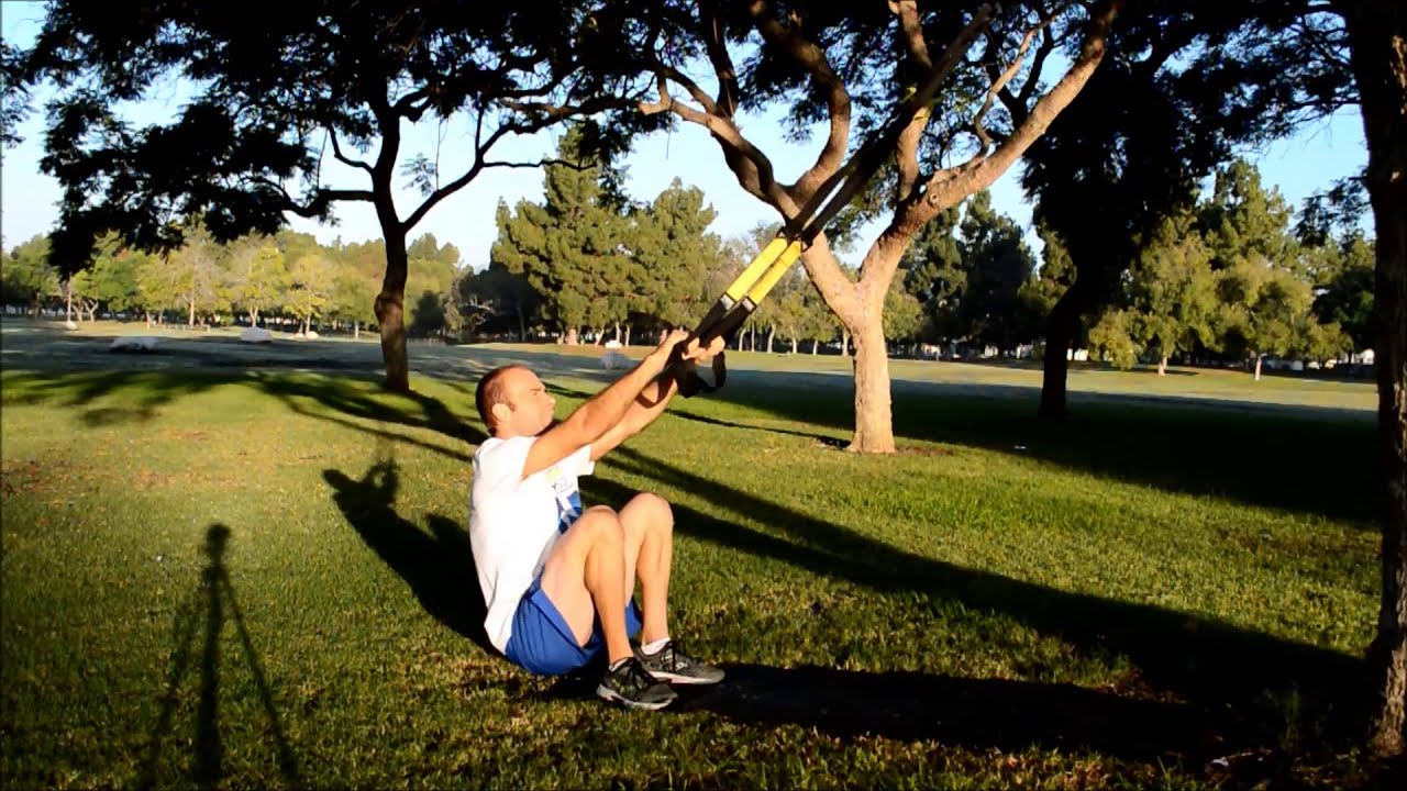 TRX Squat Y Row - YouTube