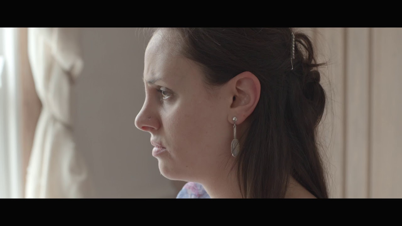 Larissa Mauro acting in english - Showreel - EAST15 ACTING SCHOOL - YouTube