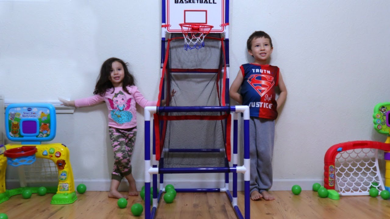 Fun Learning Colors and Playing with Ball-Pit Ball and Basketball Toy ...