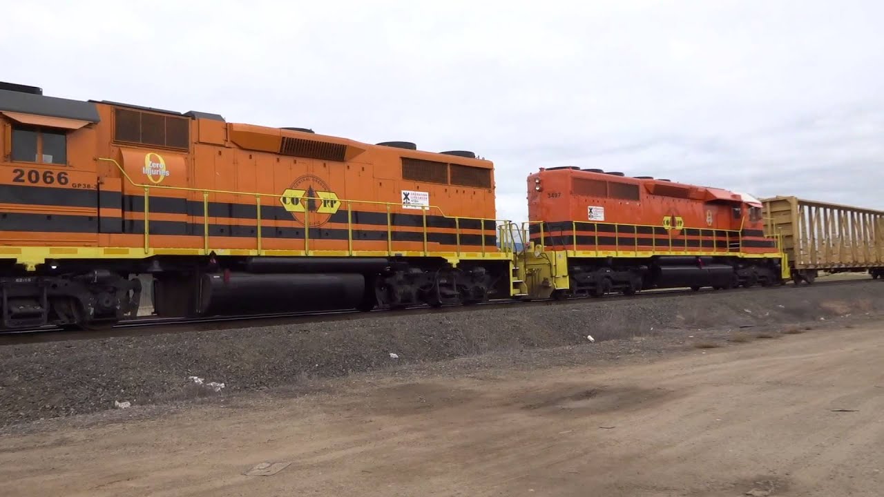 Central Oregon & Pacific Railroad switching Medford, OR yard 6/2/15 ...
