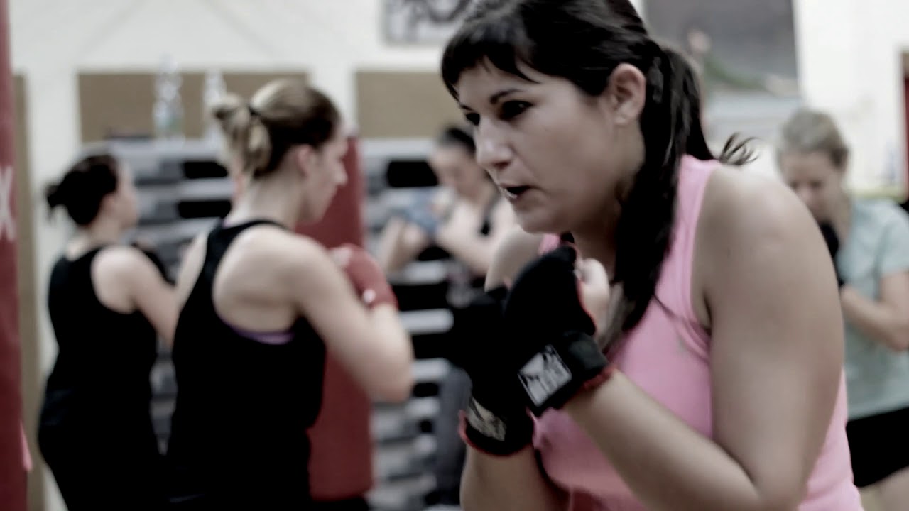 Lucie Skoupá- Fitbox trenér // fitness Slavia - YouTube