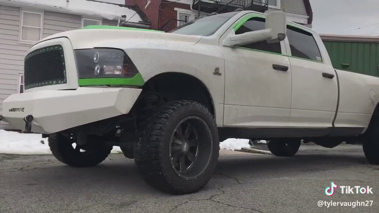 Squated ram Cummings - YouTube