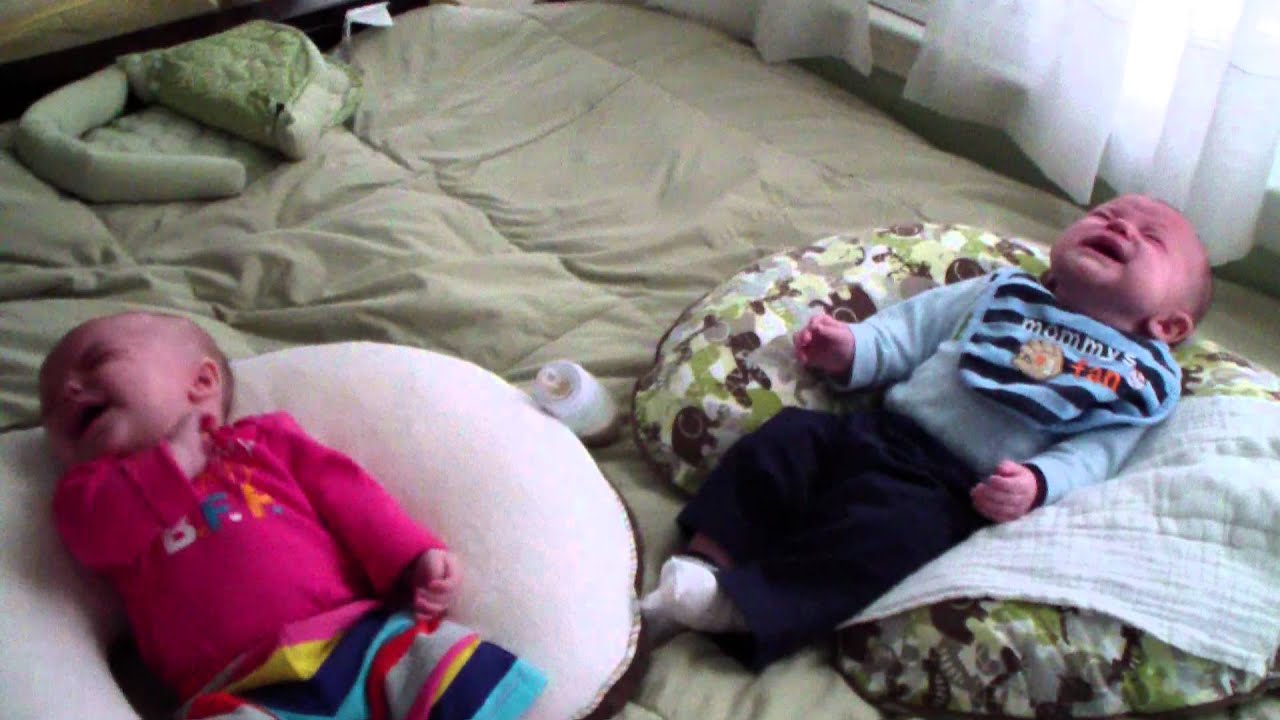 Twins crying! - YouTube