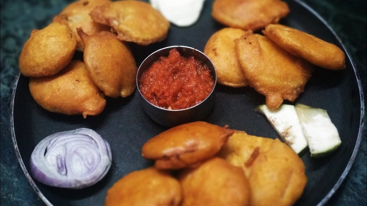 Potato, Brinjal, Onion Bajji || ഒരേ മാവിൽ മൂന്നുതരം ബജ്ജി || 3 ...
