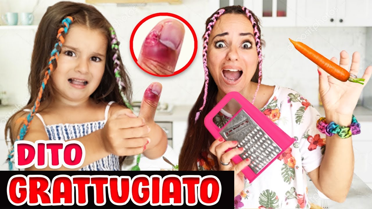 MARTINA MISSY SI È GRATTUGGIATA IL DITO IN CUCINA MENTRE MAMMA TY STAVA ...