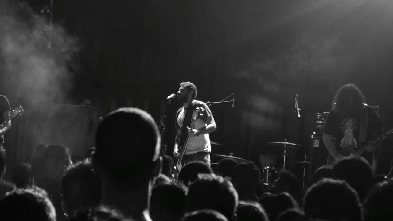 1000mods - Low (Live) HD - YouTube