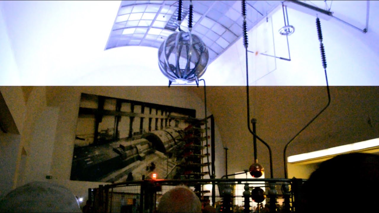 lightning simulation 1 Million Volts - Deutsches Museum in Germany ...