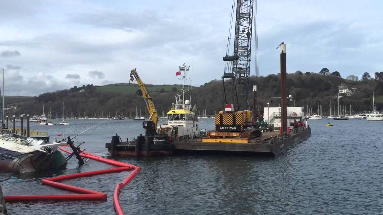 Dartmouth - Stem Train, Ferries And Sunken French Trawler ! - YouTube