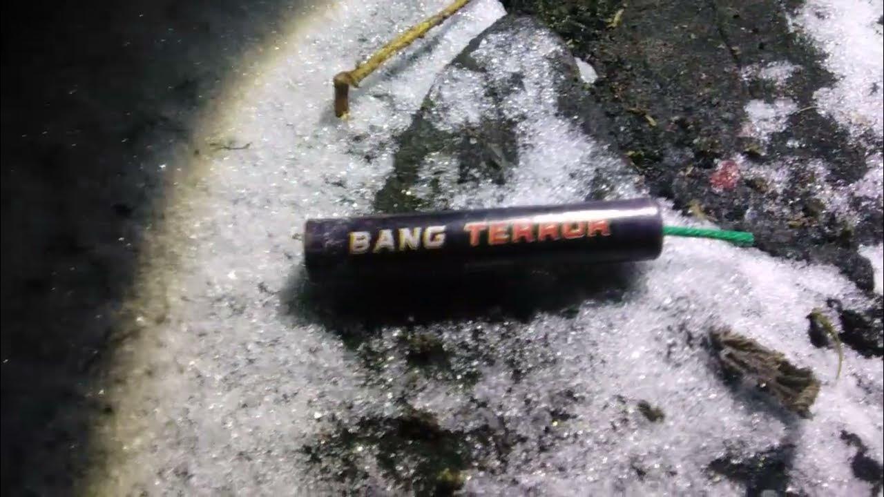 Piro Kalendarz 11 Petarda bang terror z dino. Sylwester 2022-2023 - YouTube