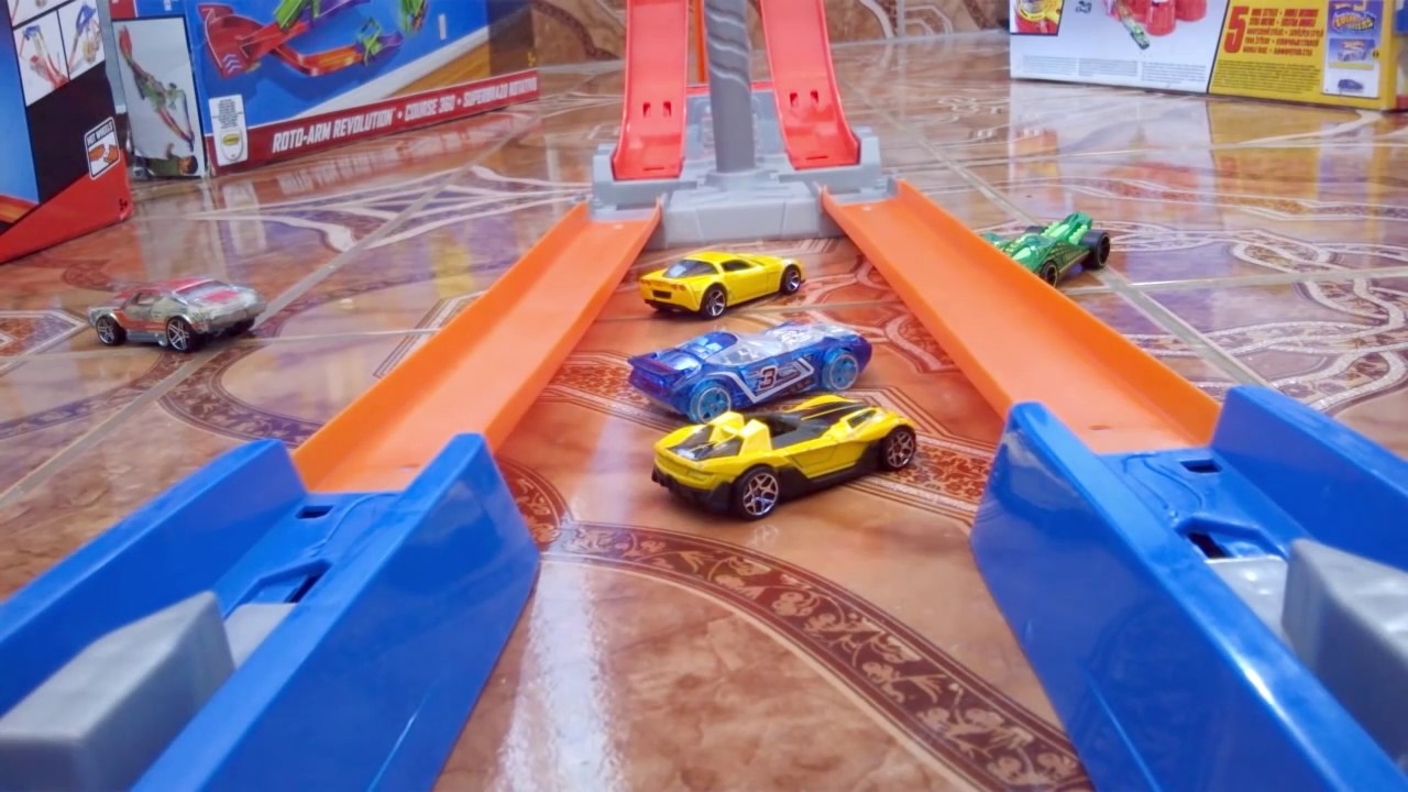 Hot Wheels Double Jump Duel Racing Track Set - YouTube
