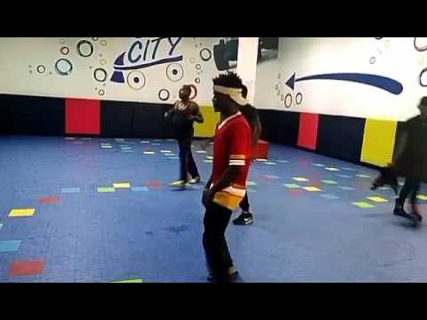 Benji Benji dance - YouTube