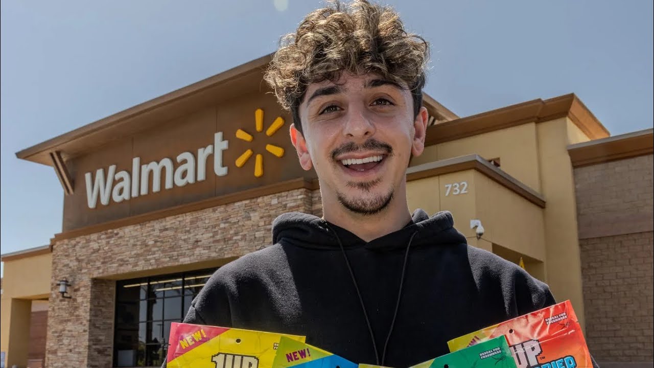 Faze Rug and mr beast lunchbox and 1 up candy - YouTube