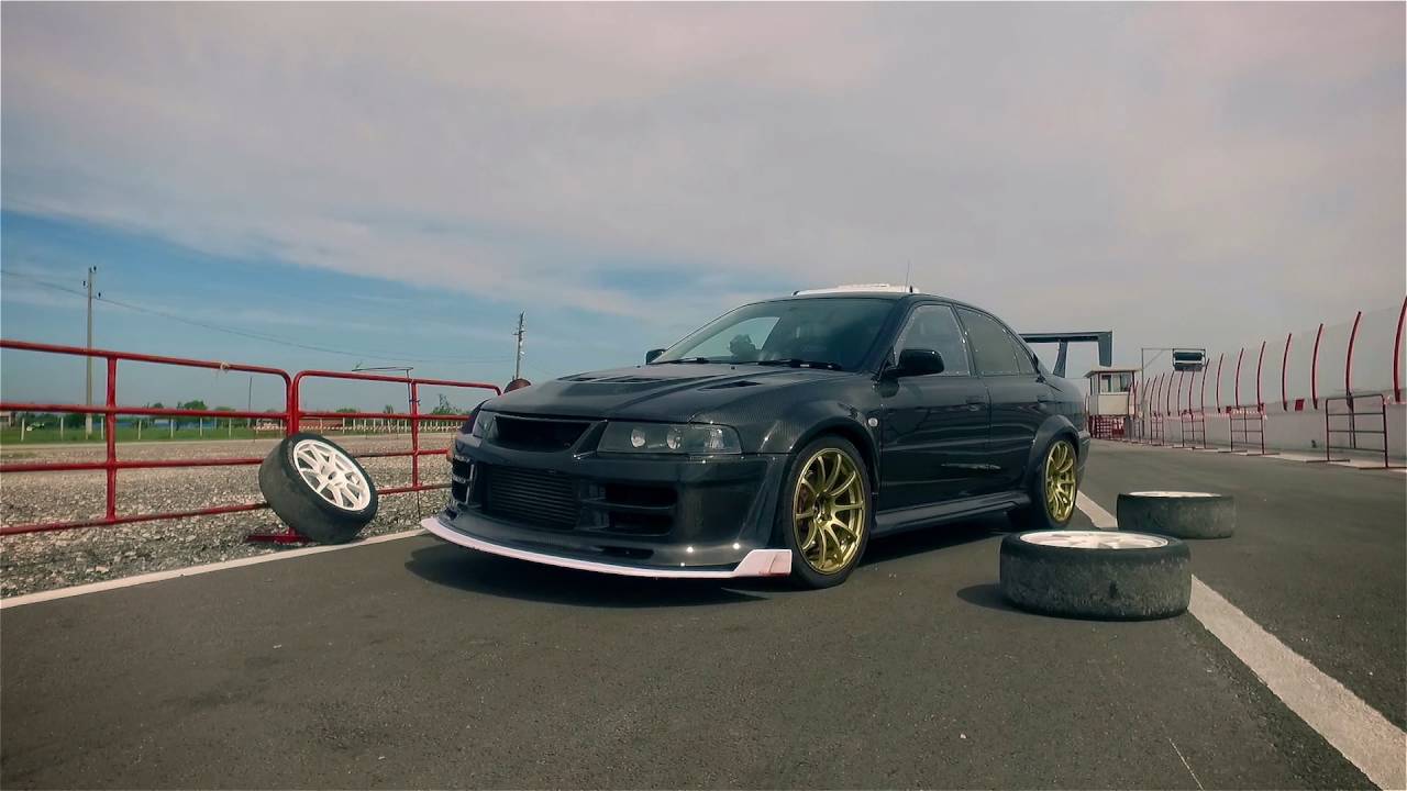 Carbon Mitsubishi Lancer Evolution 6 - YouTube