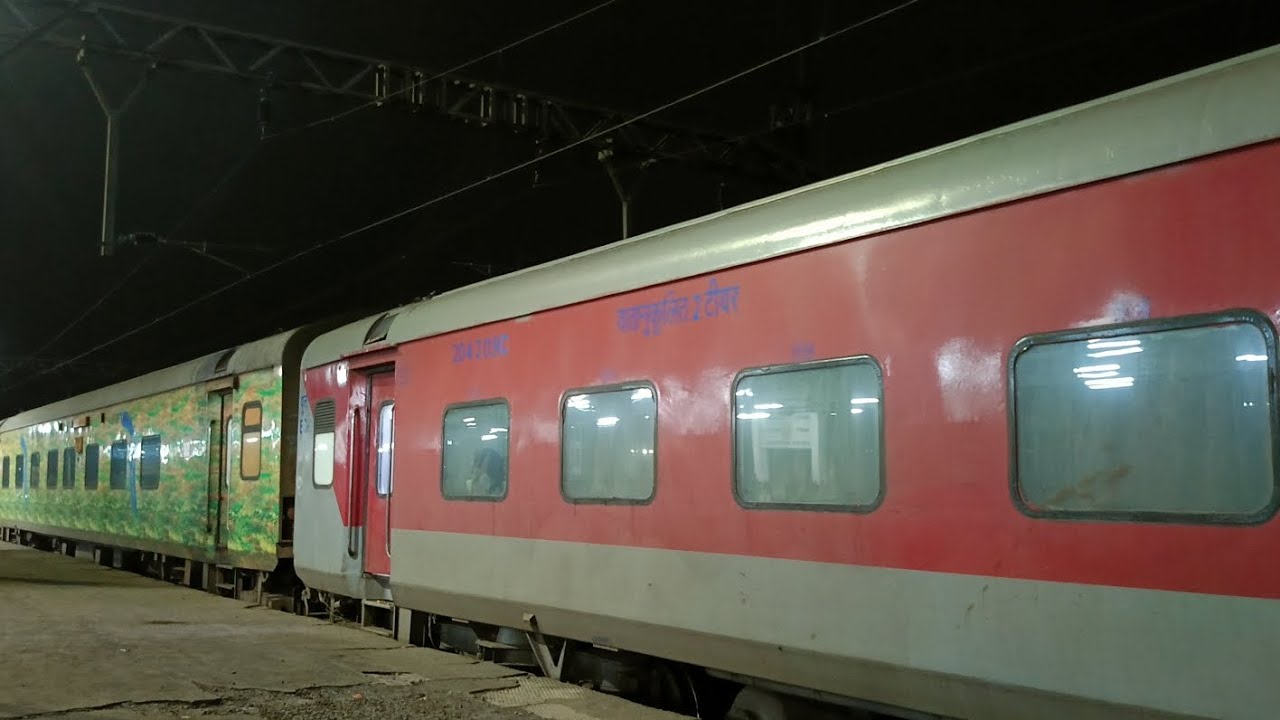 "Andhra Pradesh Express 20806 Full Journey: New Delhi to Nagpur in 3rd ...