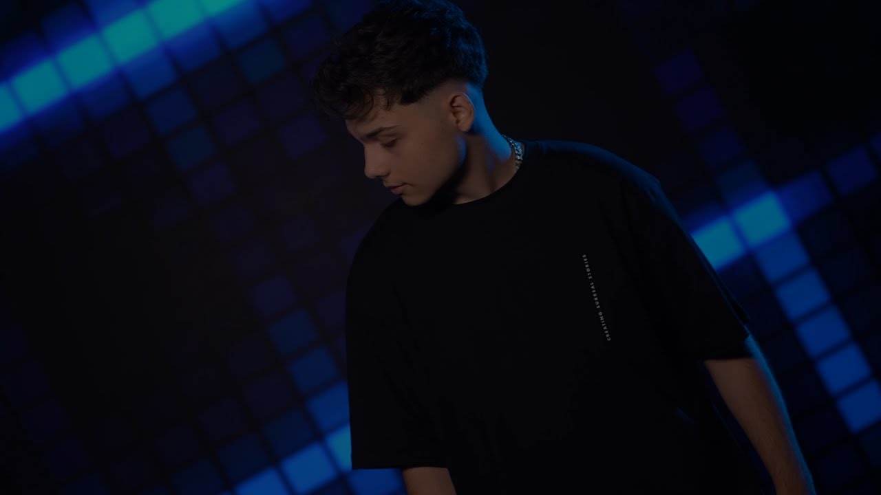 bby Mario - SCROLL (official music video) - YouTube