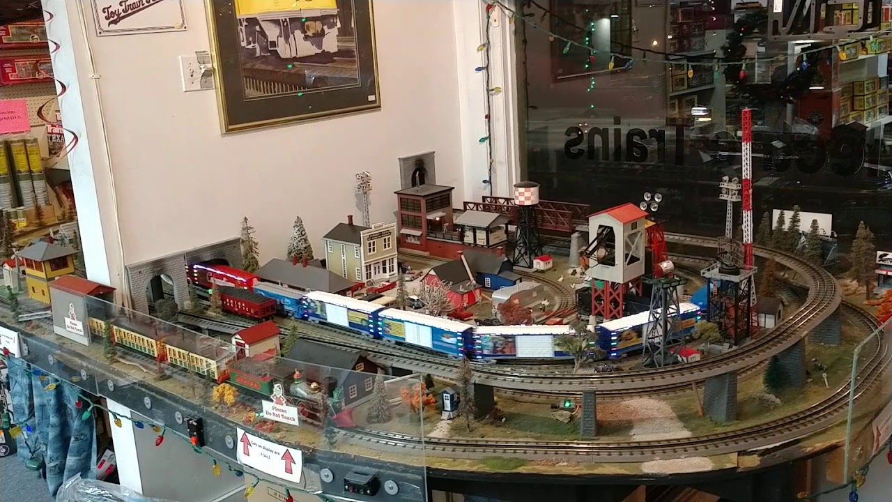 Dixie Union Station Window Display - YouTube