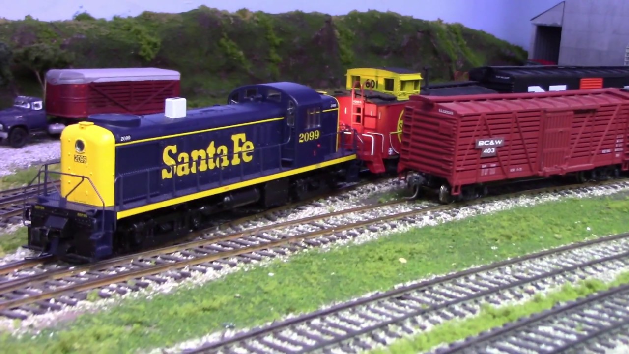 Kansas City Greater HO model club - Santa Fe Local #2099 - YouTube