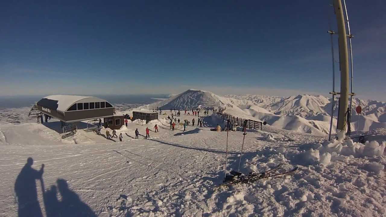 Skiing at Mt Hutt New Zealand - YouTube