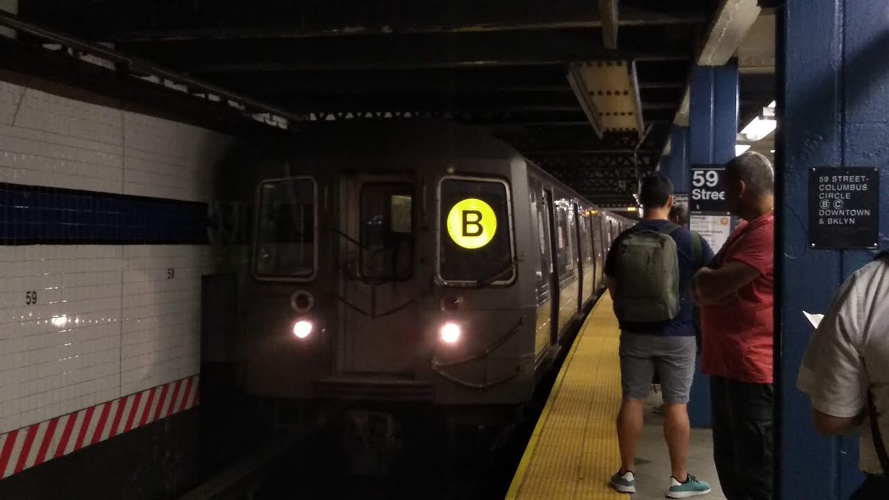 ᴴᴰ R68A Yellow B Train Action - YouTube