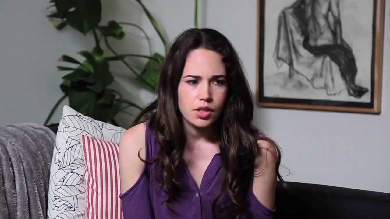 Jillian Easton's Comedy Acting Reel - YouTube