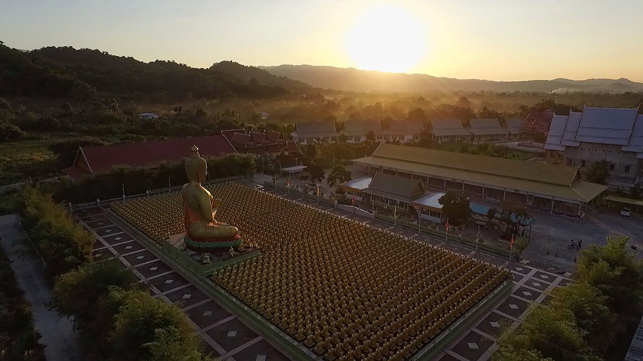 Macha Bucha Memorial park - YouTube