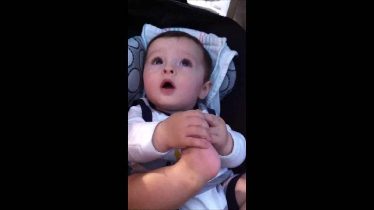 Baby Carlitos Junior 3 BL_Baby en su primer CarWash, 6 months - YouTube
