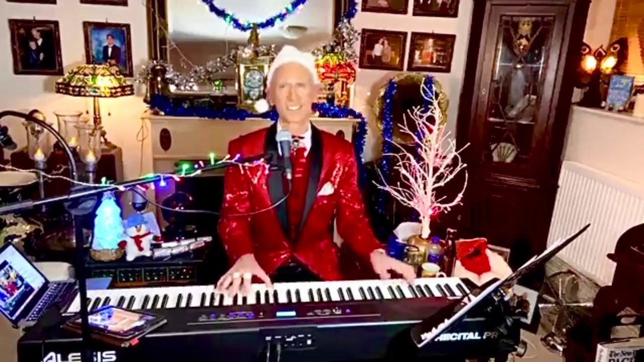 “A Very Perry Christmas - YouTube