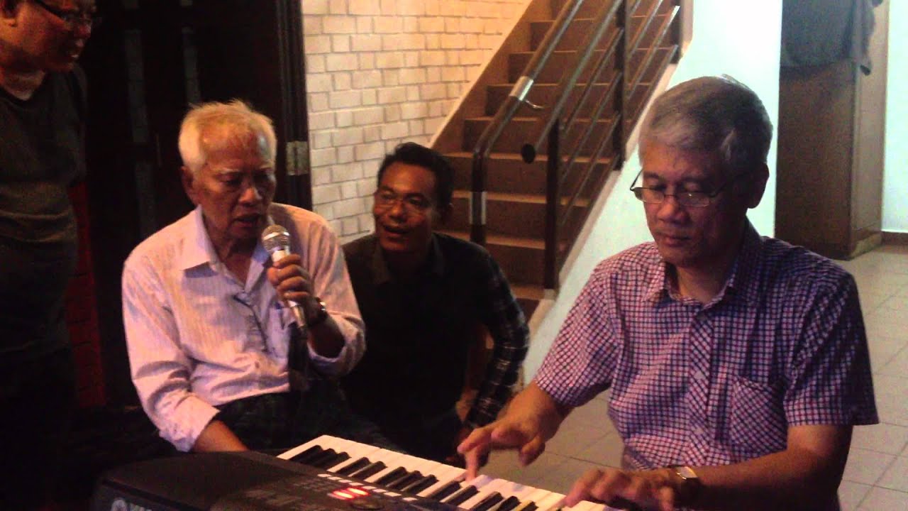 Myat Sayar Pu Zar Pwe & Gathering GTI INSEIN ( Sayar U Myo Swe ) - YouTube