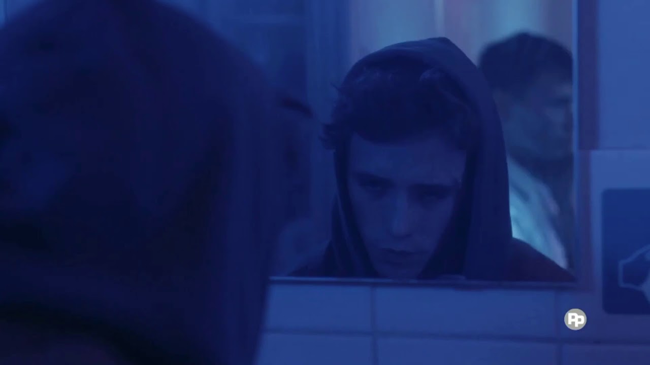 SKAM Belgium - wtFOCK season 3 episode 6: clip 4 ‘Robbe, it’s 2019 ...